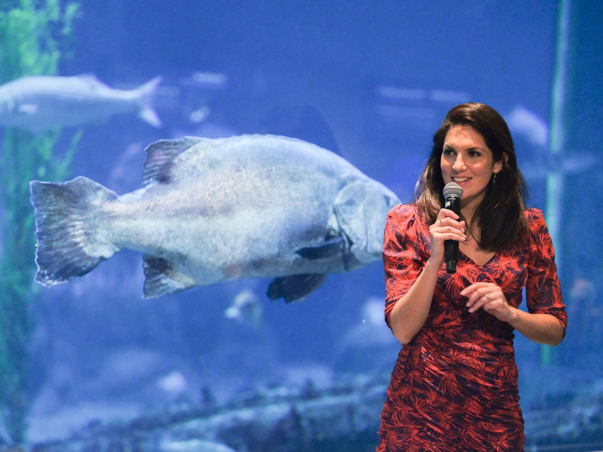 Matti Navellou, head of ICONIQ Impact, speaks with donors at the Ocean ...
