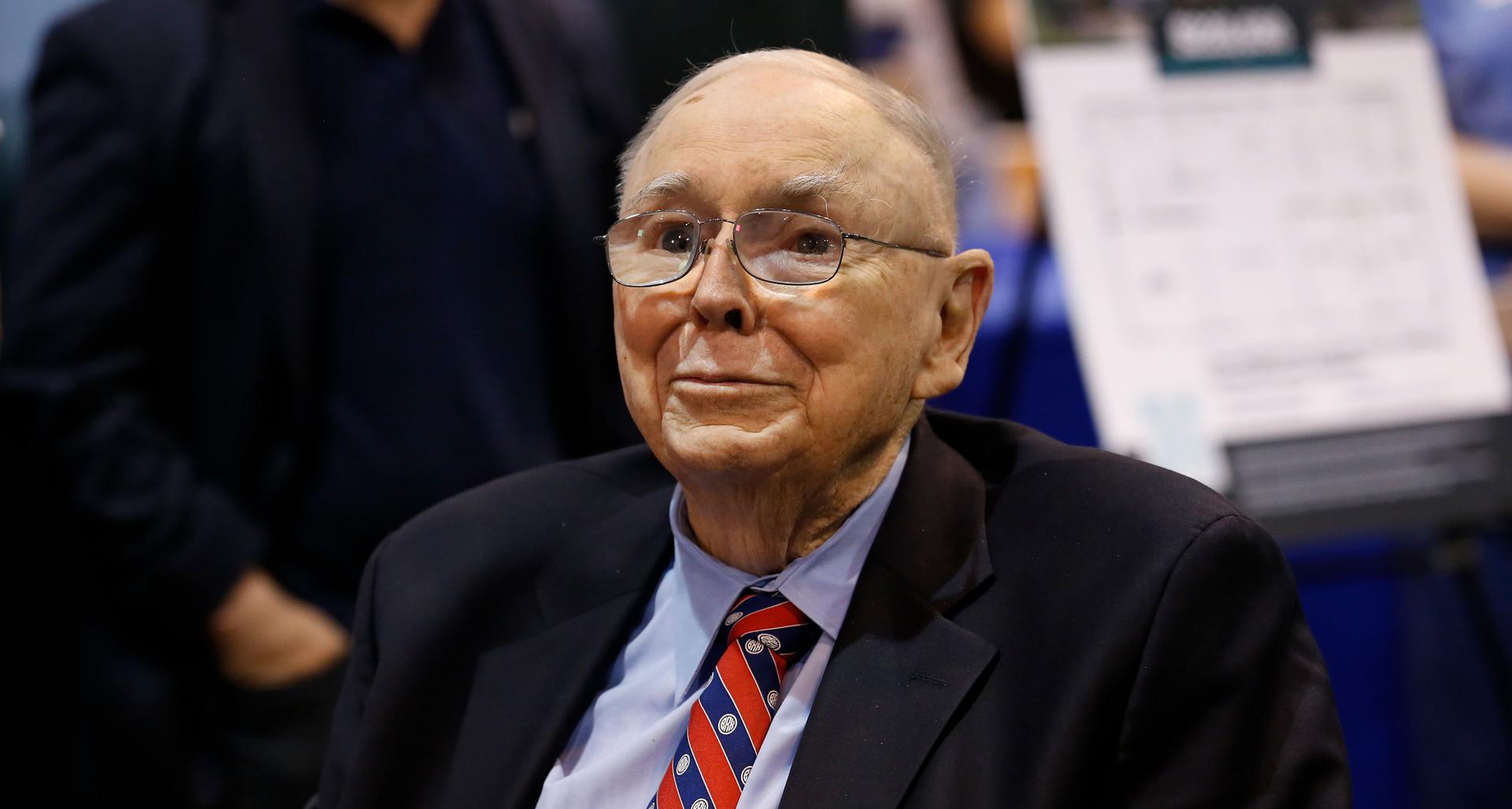 Charles Munger at the Berkshire Hathaway Annual Shareholders Meeting in ...